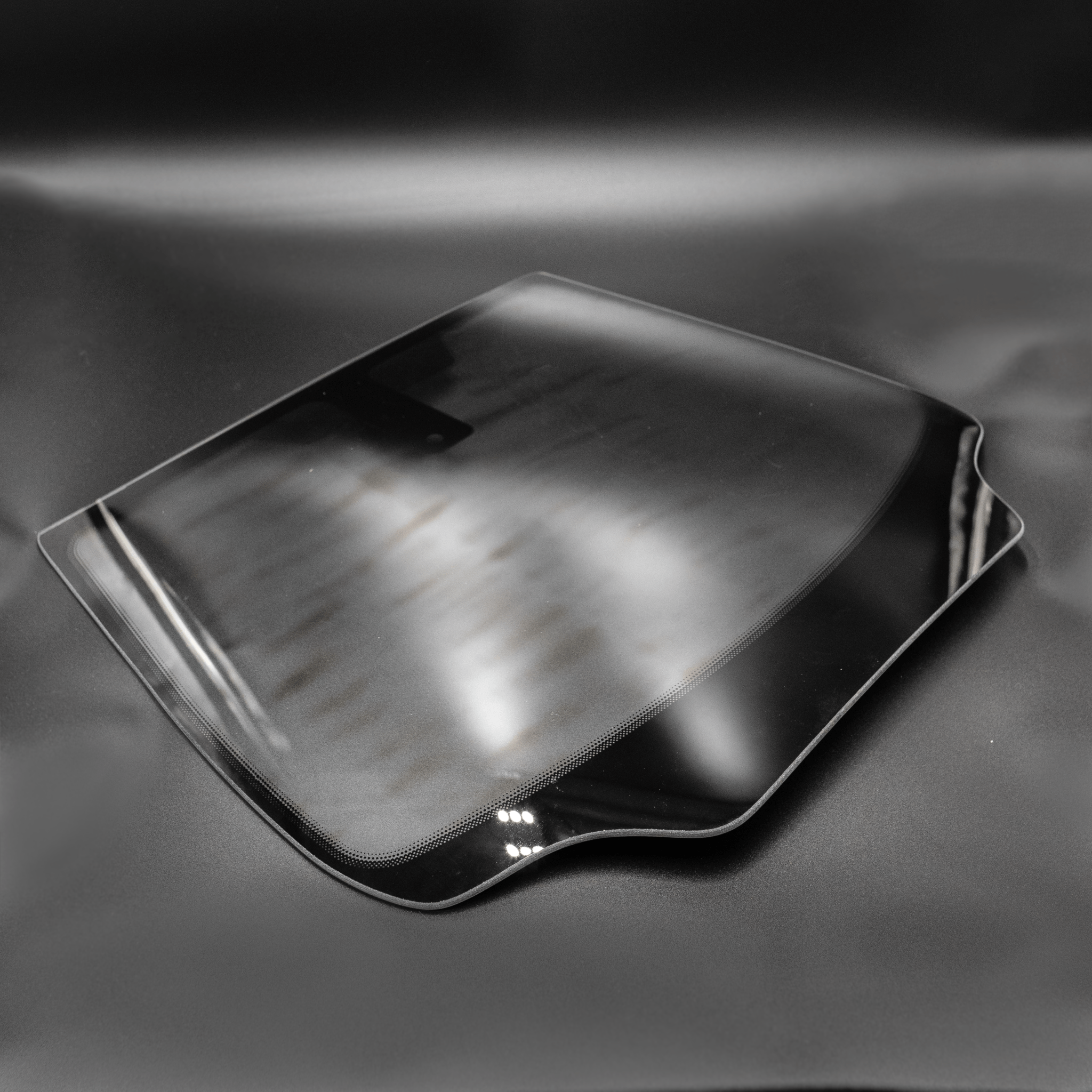 Miniature Display Car Windshield (15"H x 18"W) – Window Tint Supplies
